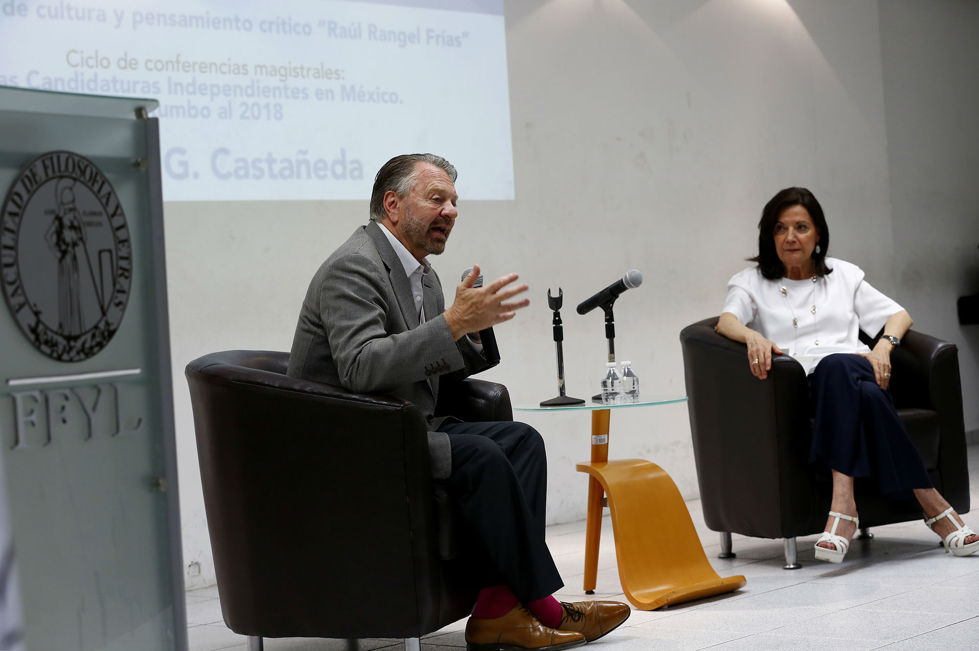 Hartazgo social hacia los partidos y los políticos: Castañeda ...