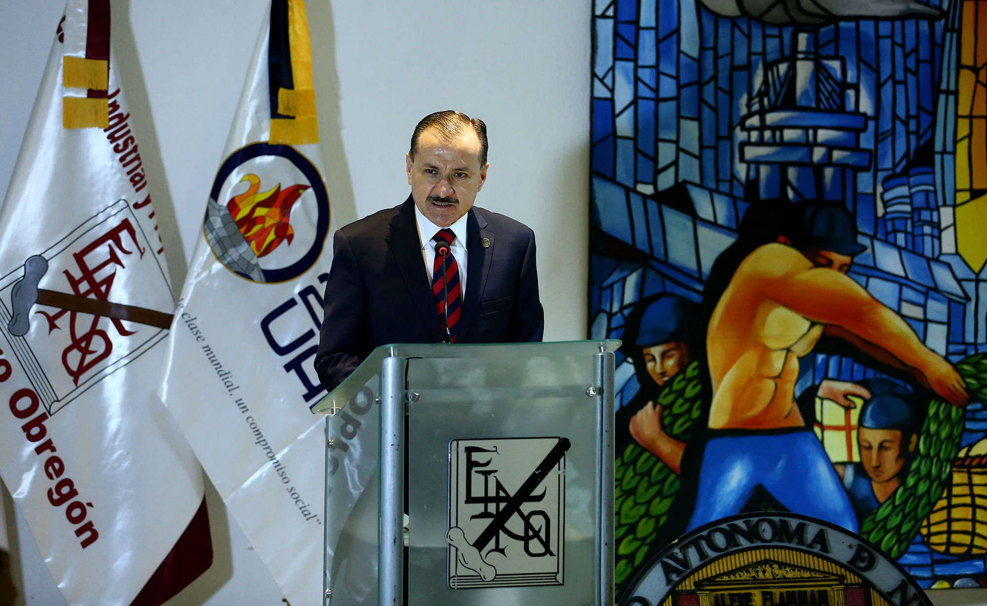 Presentan la historia de la EIAO - Universidad Autónoma de Nuevo León