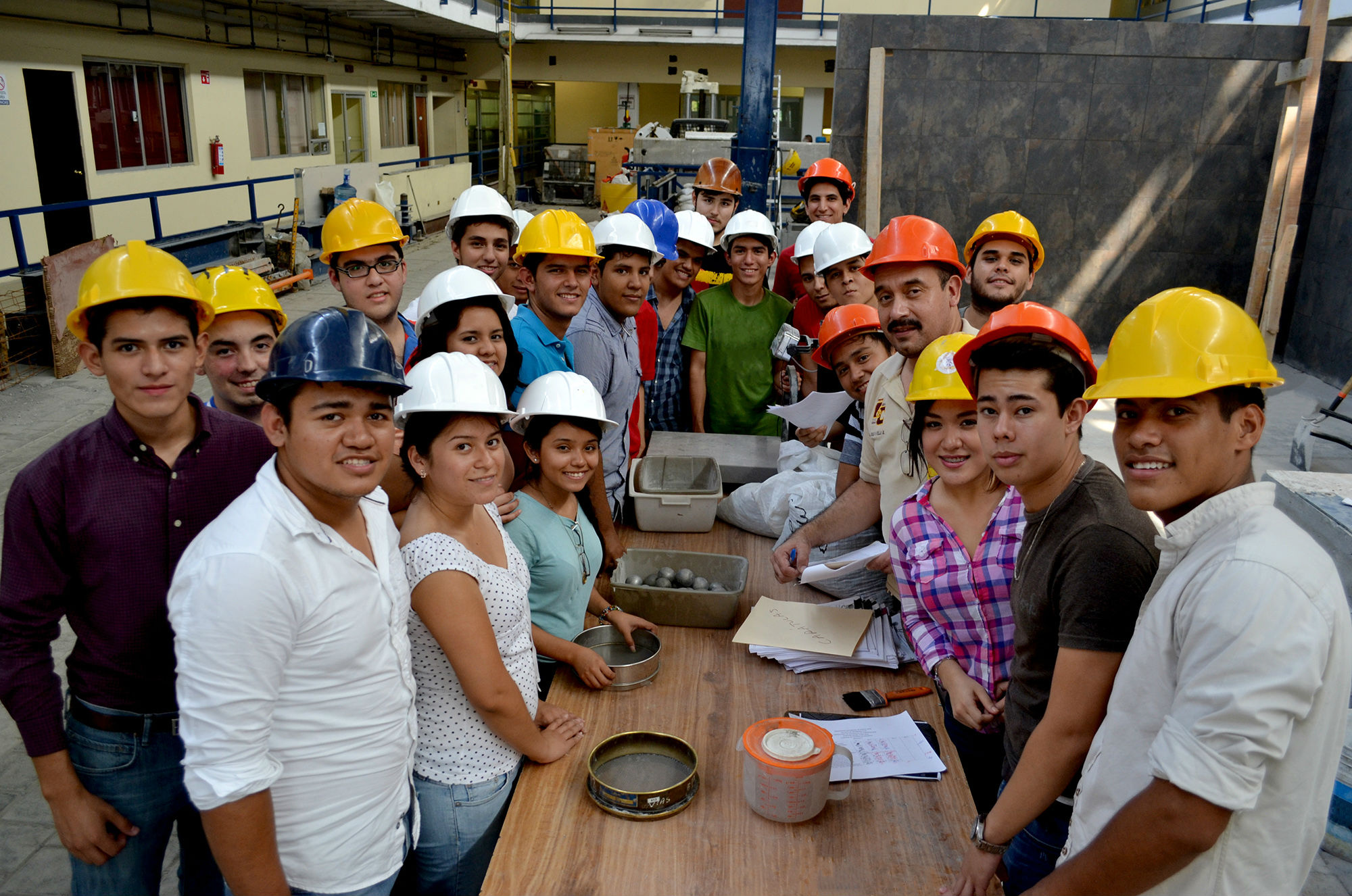 Innovación en ingenieros - Universidad Autónoma de Nuevo León