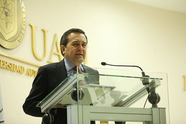 Reivindica sus relaciones con América Latina - Universidad Autónoma de ...